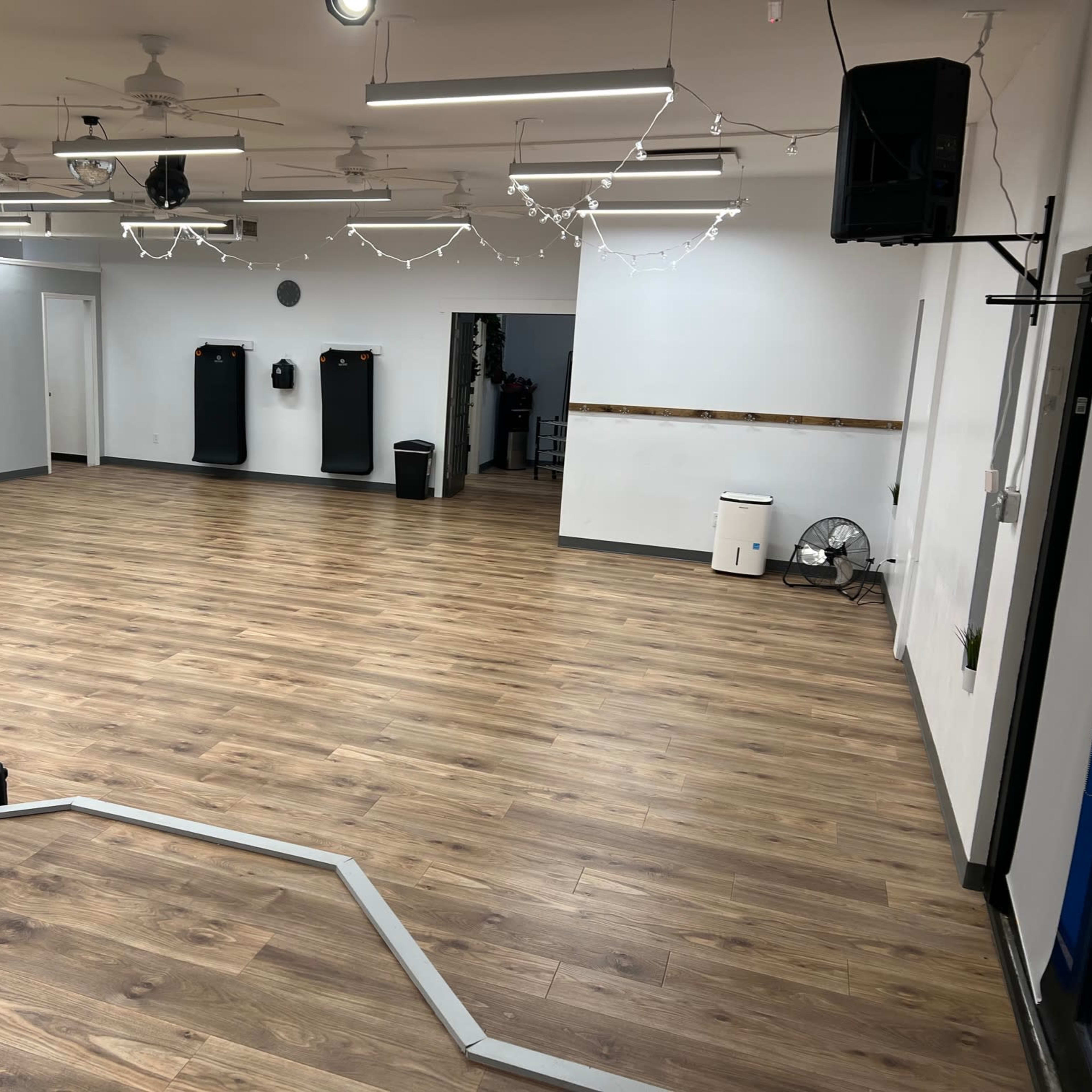 20 Best Anniversary Venues Near Me | Peerspace