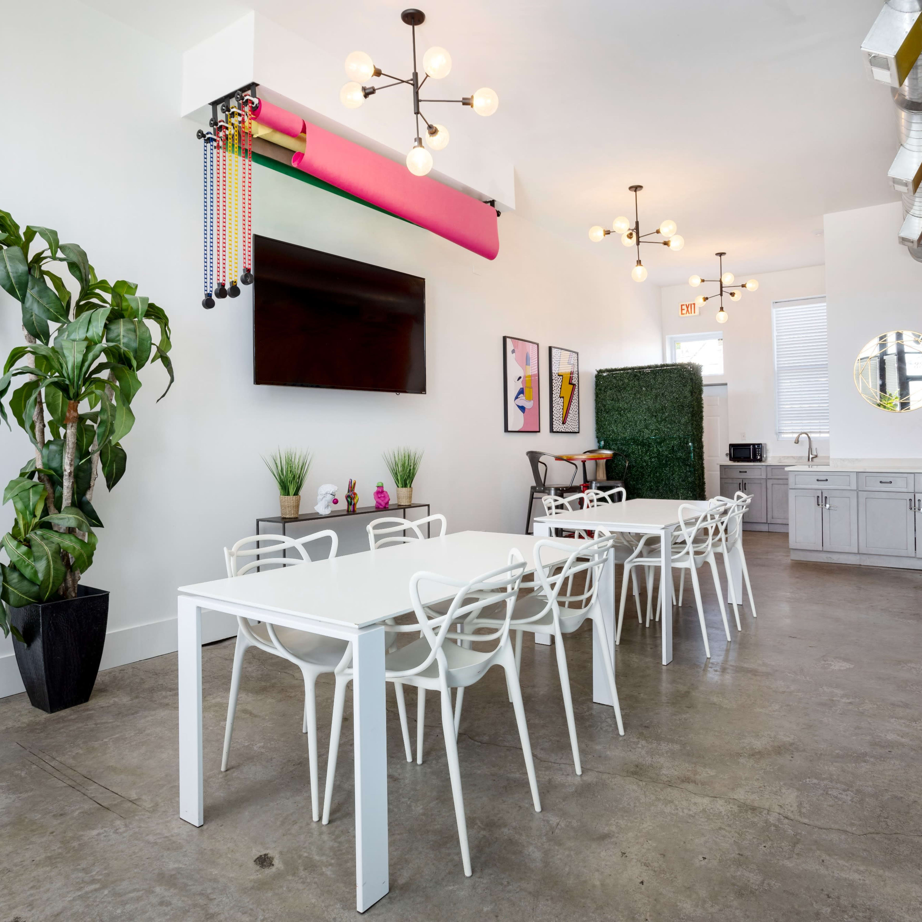 10 Best Private Party Rooms For Rent in Chicago, IL | Peerspace