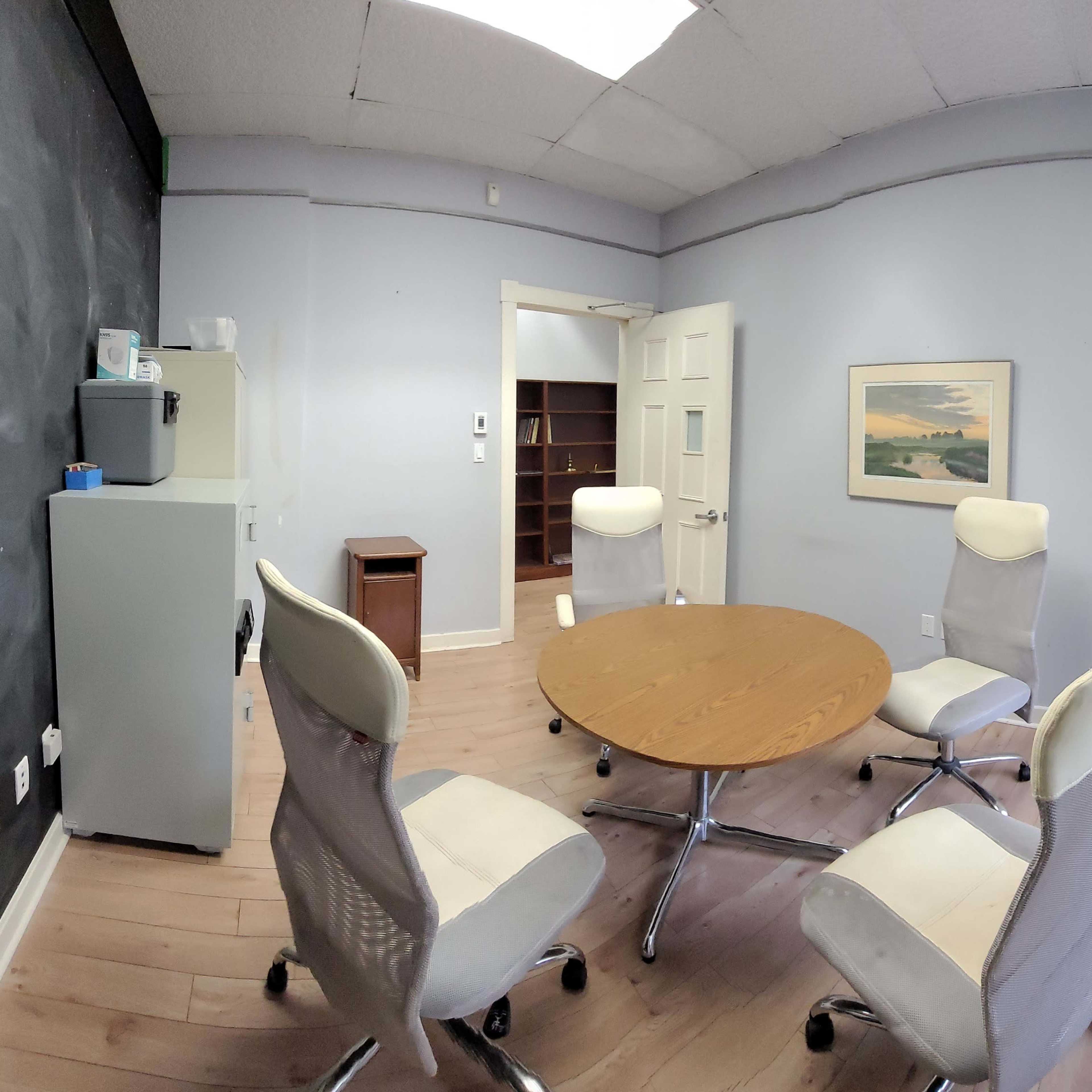 10 Best Meeting Rooms For Rent in Hamilton, ON | Peerspace