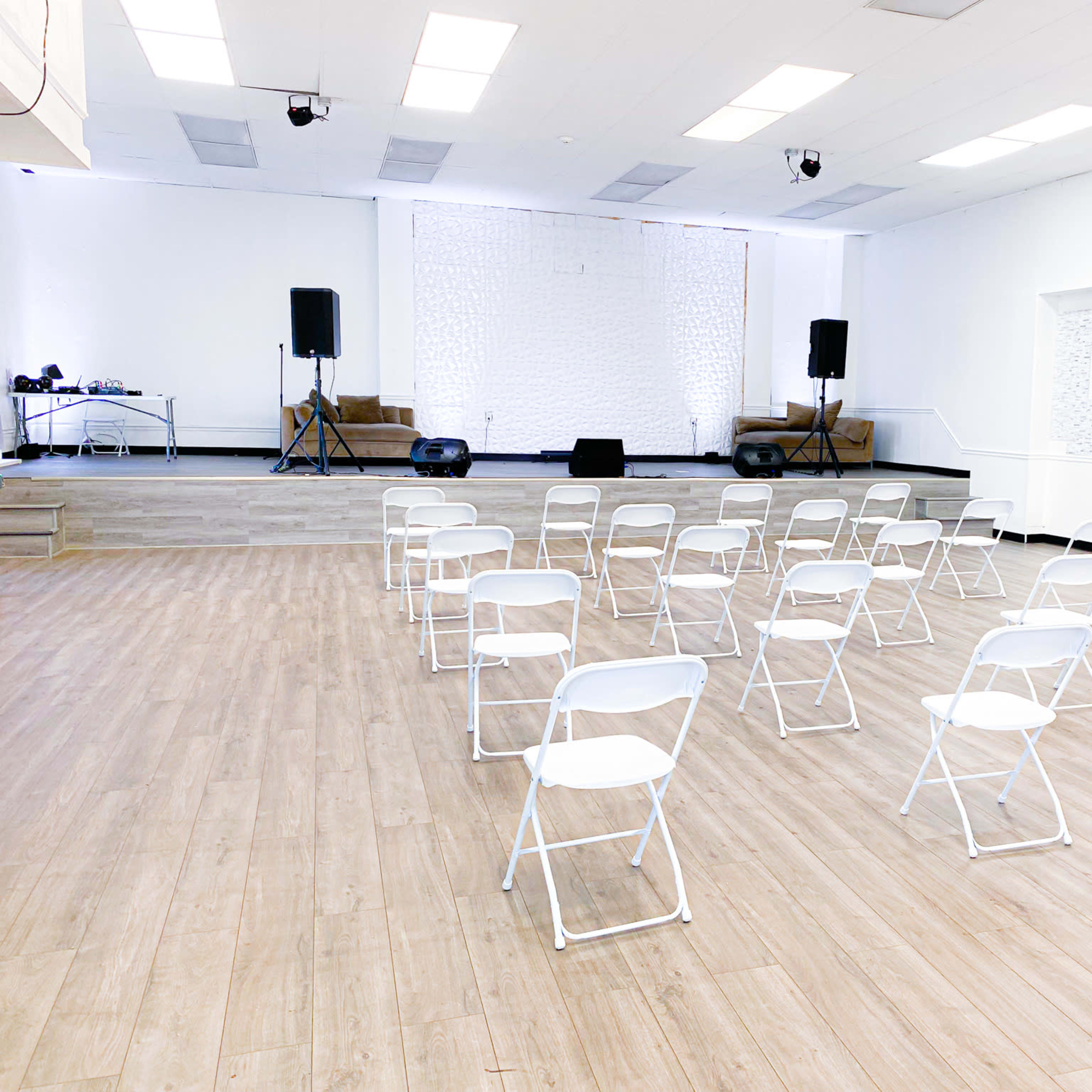 10 Best Auditoriums Near Me | Peerspace