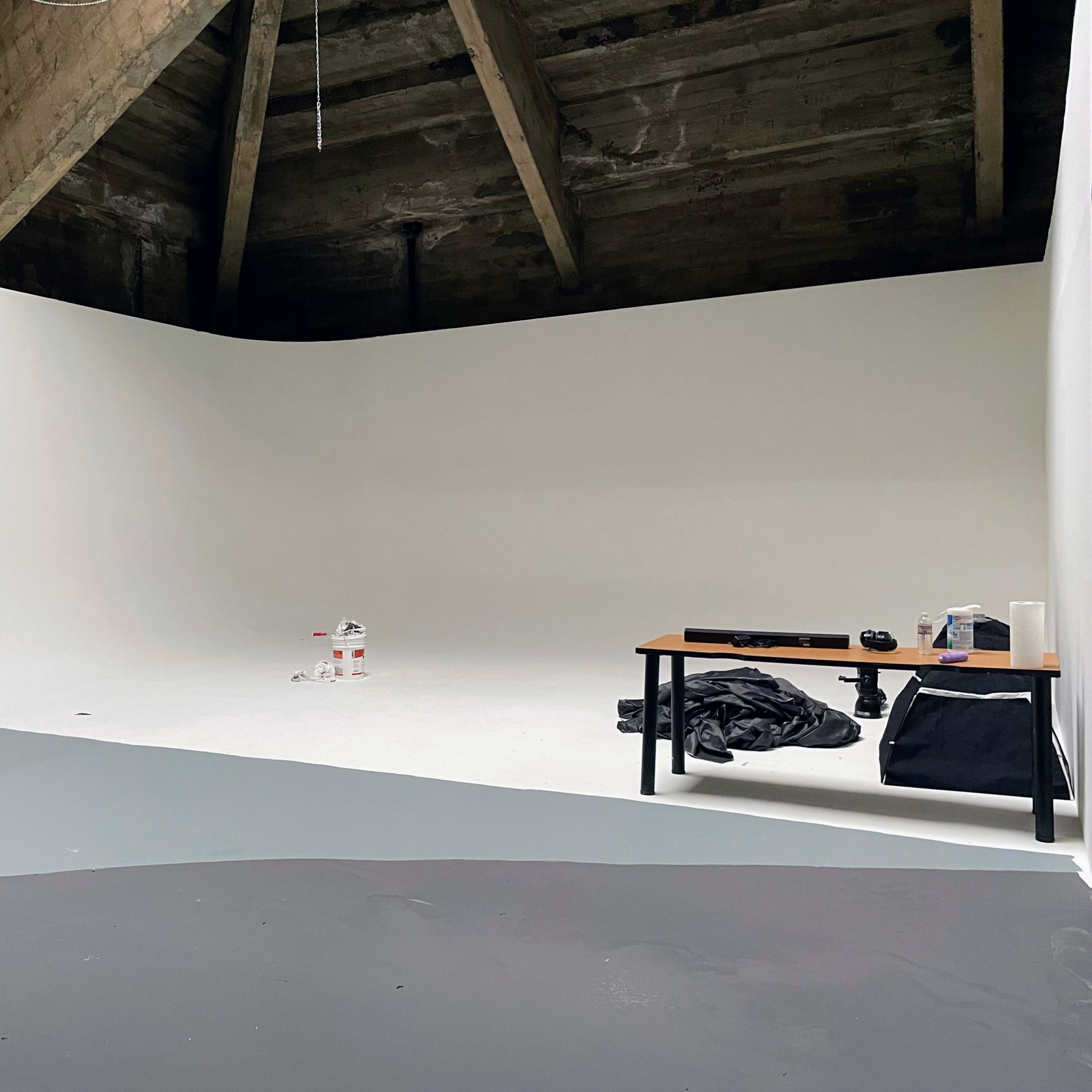 10 Best Cyc & Infinity Wall Studios for Rent Near Me | Peerspace