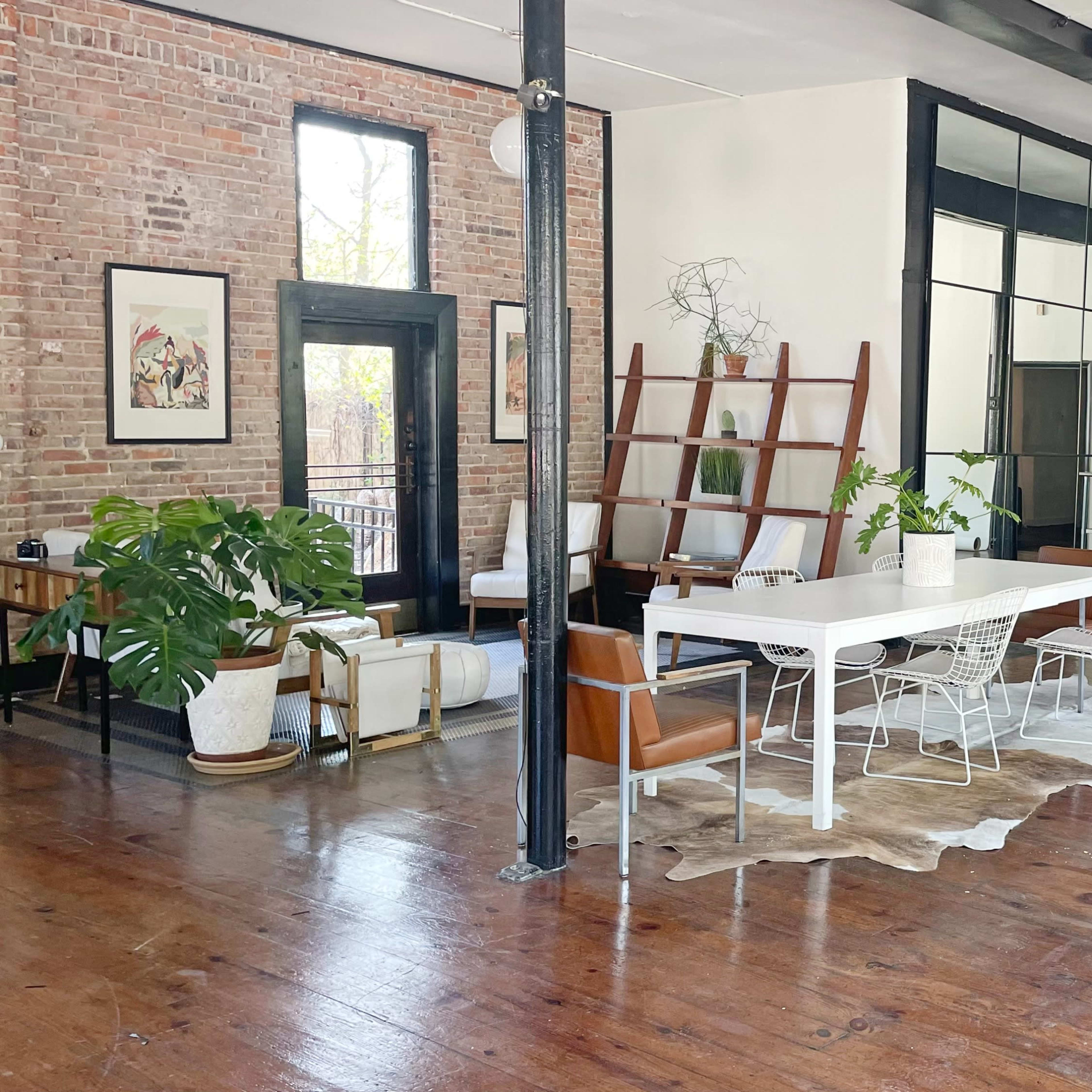 10 Best Team Building Venues Near Me | Peerspace