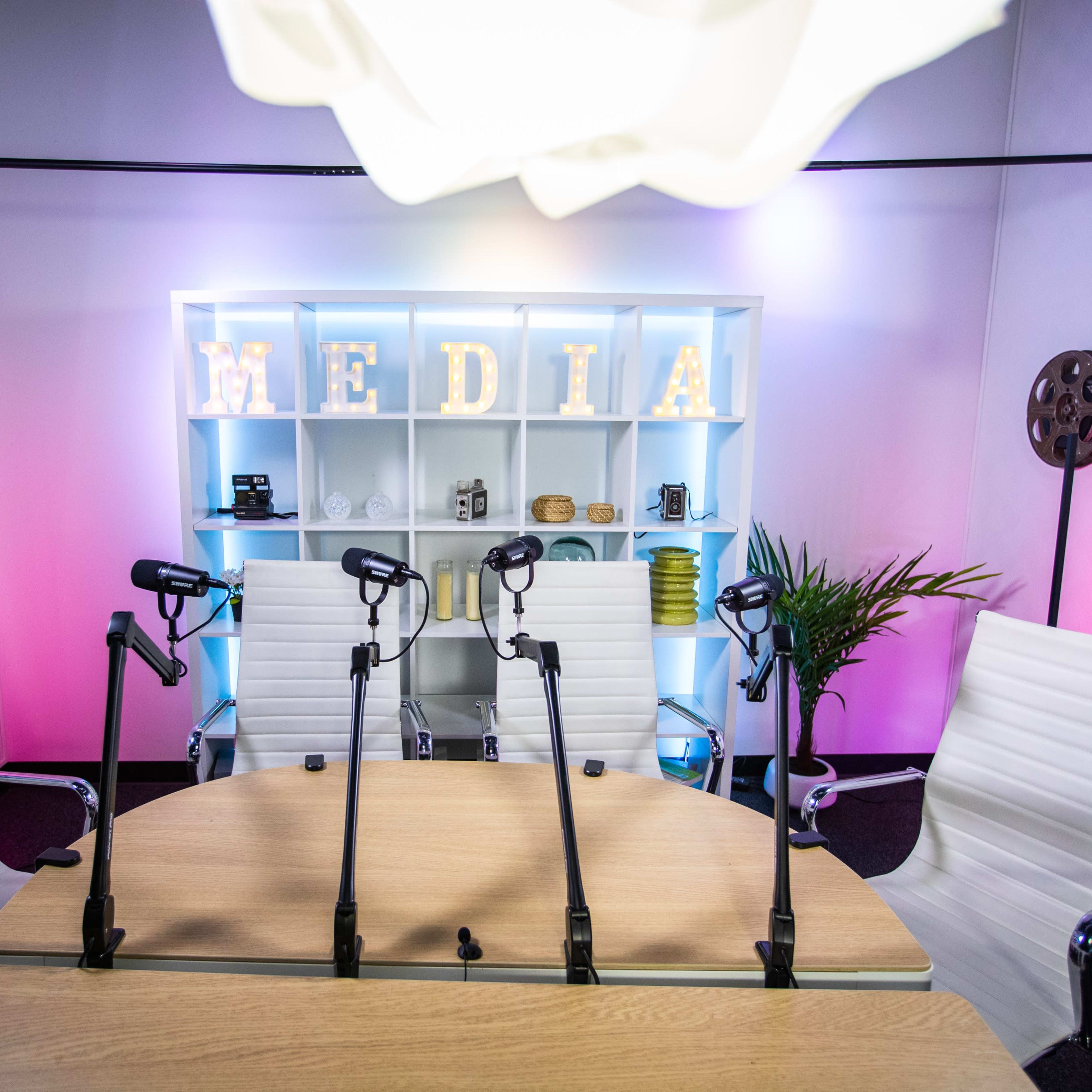 10 Best Podcast Recording Studios Near Me | Peerspace