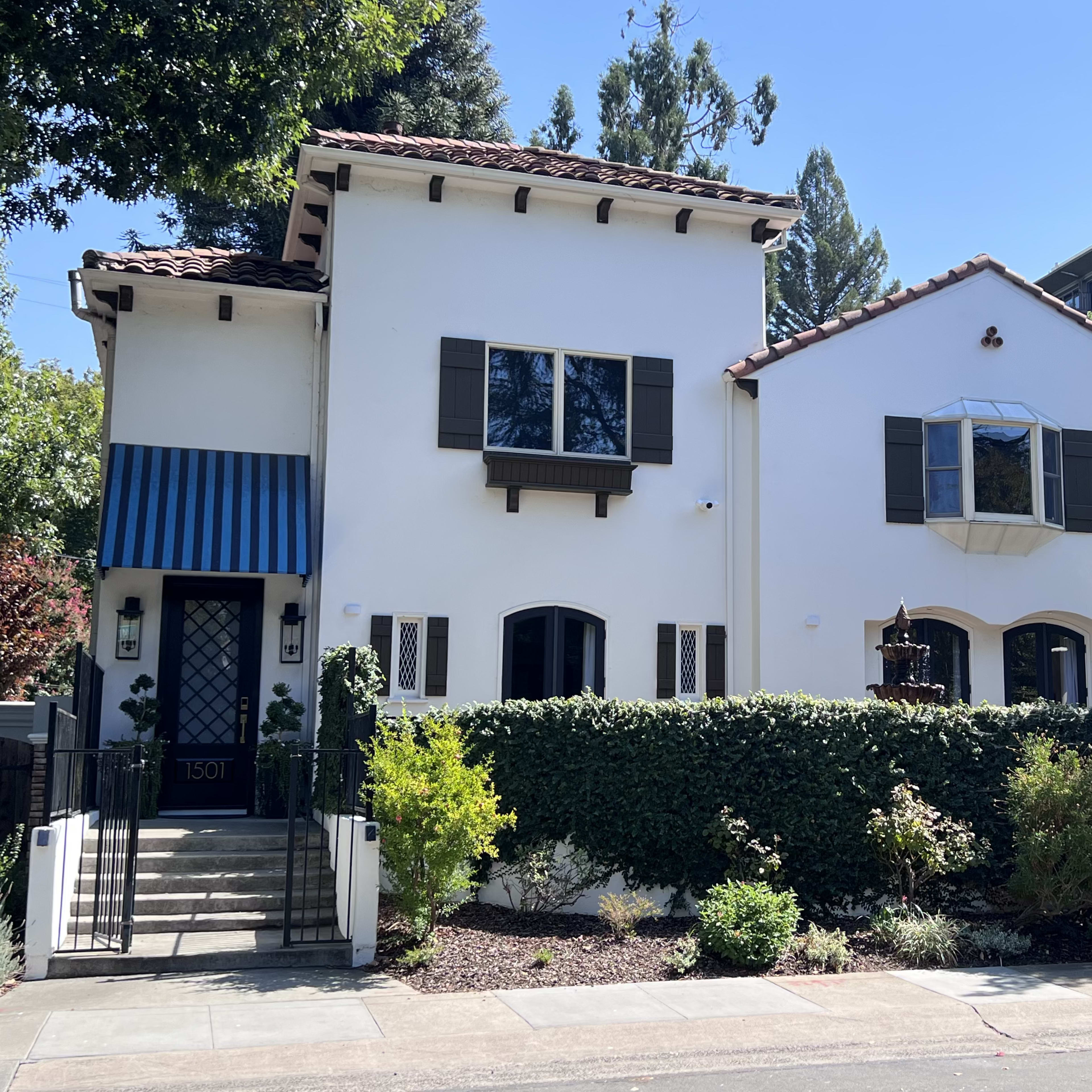 10 Best Graduation Party & Celebration Venues Near Me | Peerspace