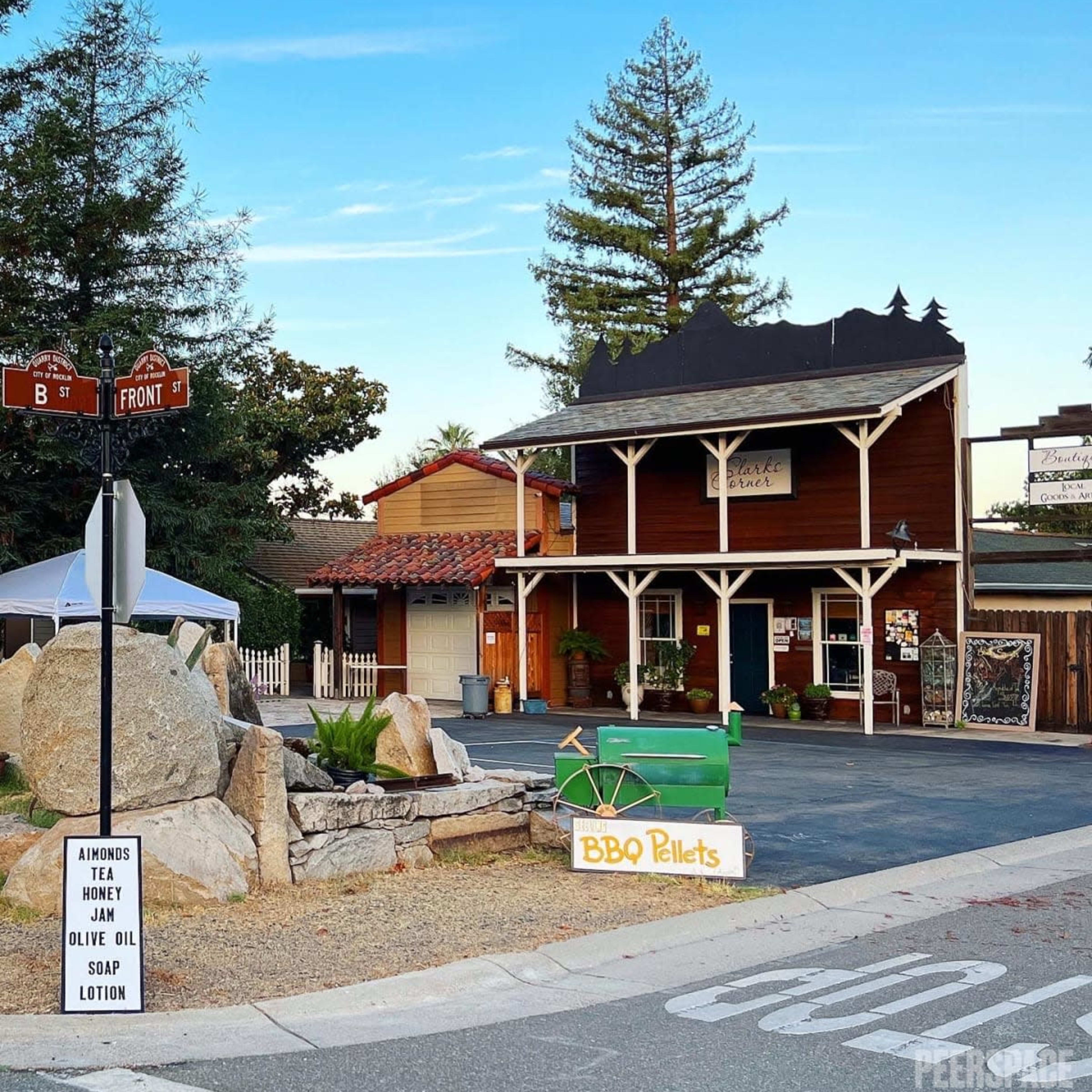 10 Best Pop Up Retail & Storefront Spaces Near Me | Peerspace