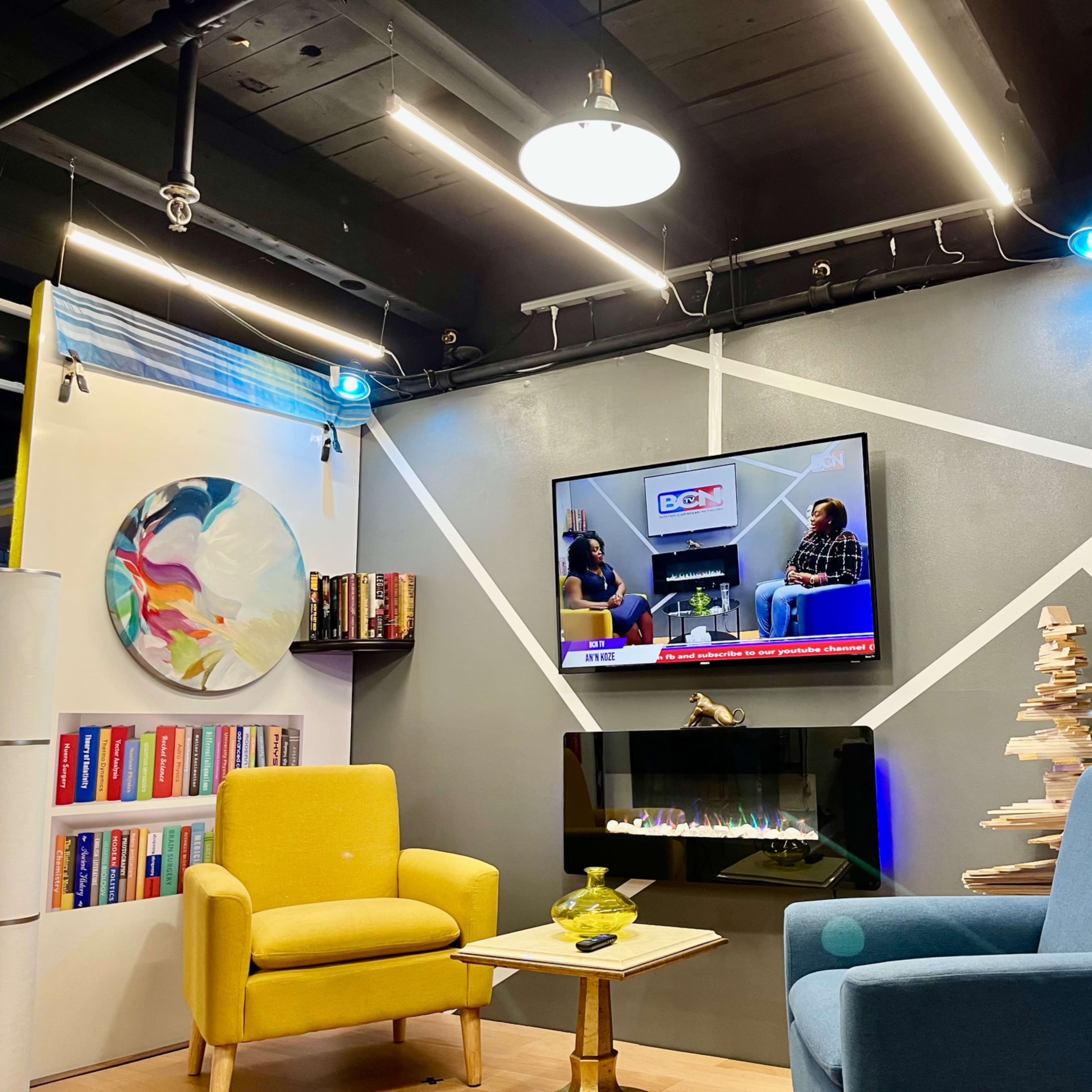 10 Best Unique Podcast Studios & Rooms for Rent Near Me | Peerspace