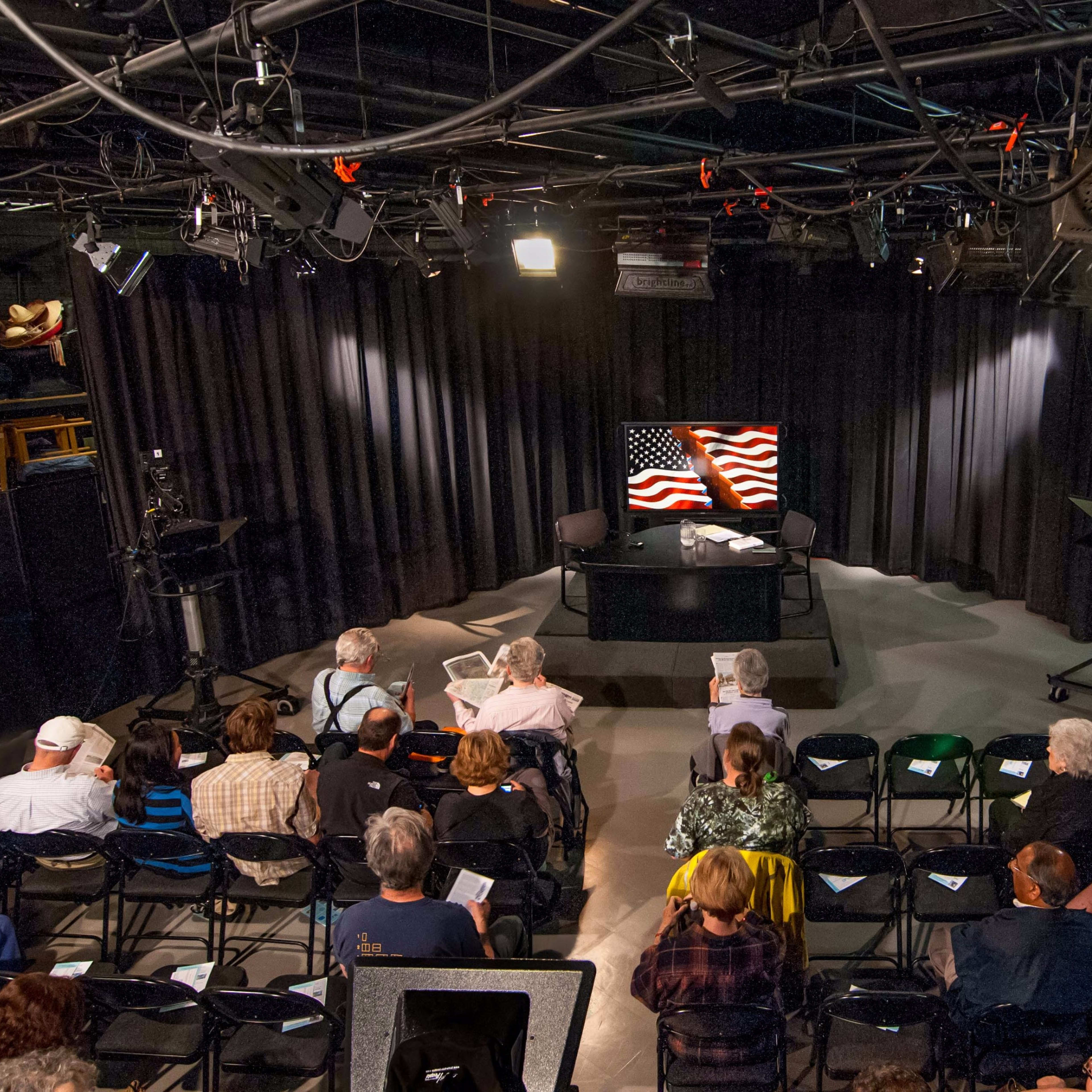 10 Best Speaker Panel Venues Near Me | Peerspace