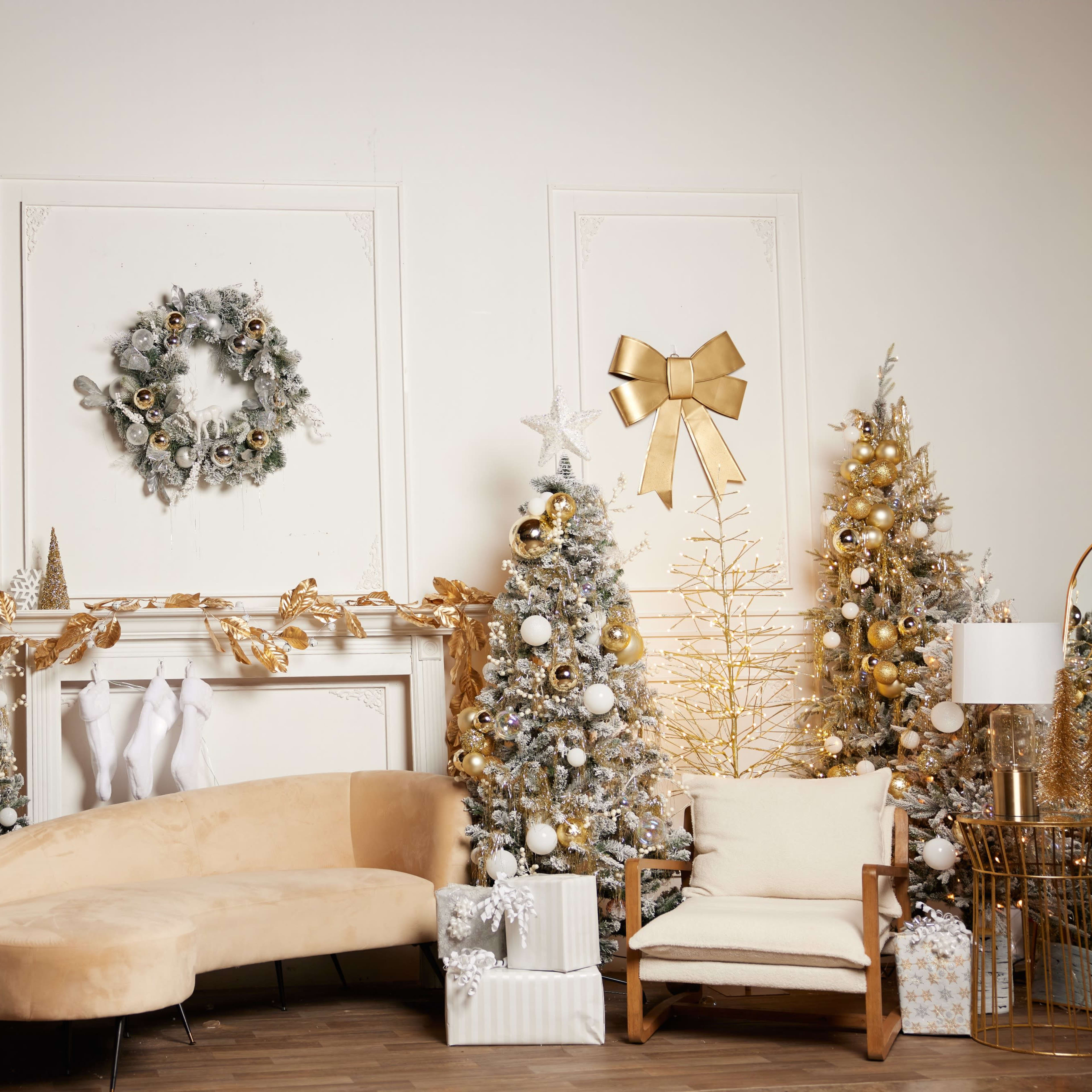 10 Best Christmas Photoshoot Locations For Rent Near Me | Peerspace