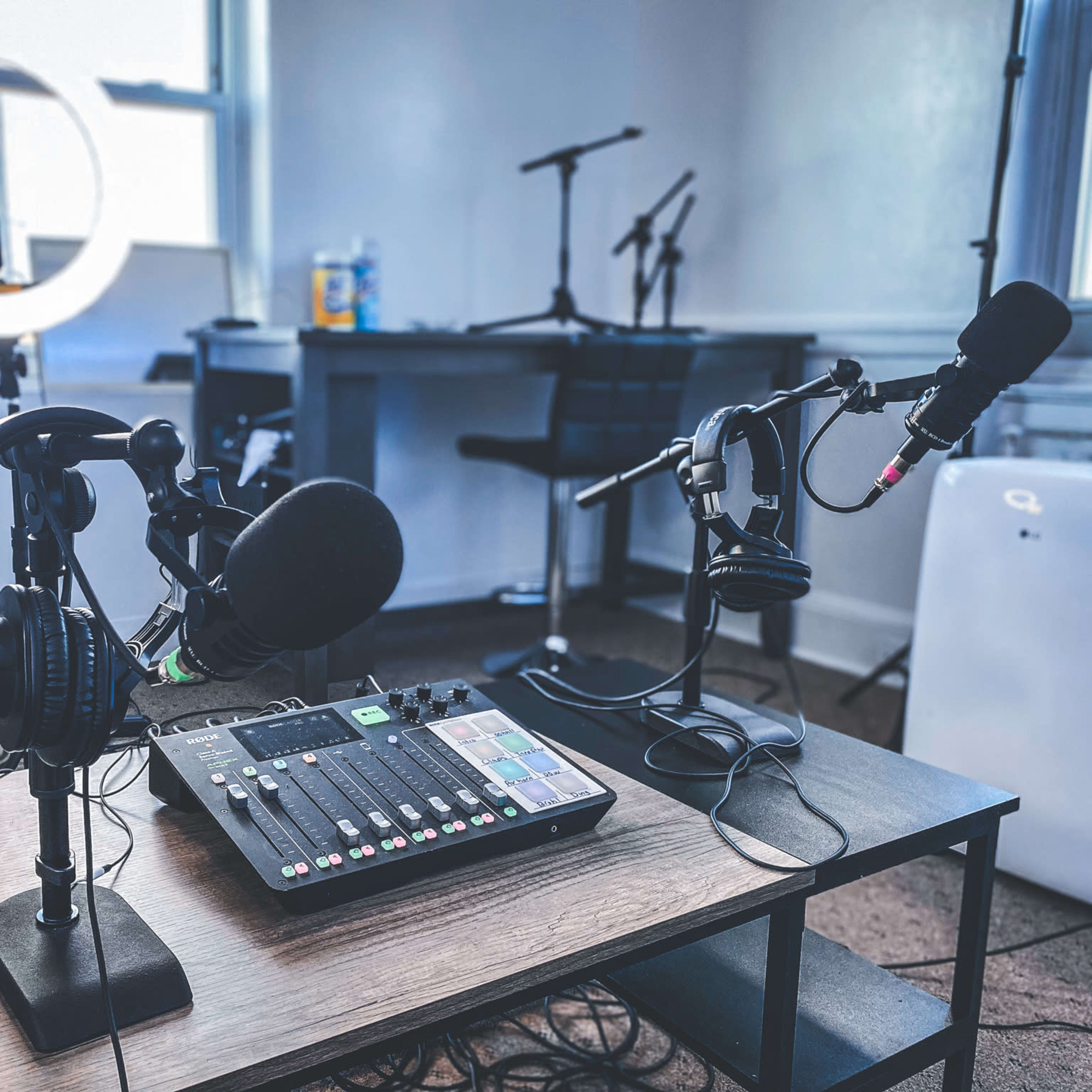 10 Best Unique Podcast Studios & Rooms for Rent Near Me | Peerspace