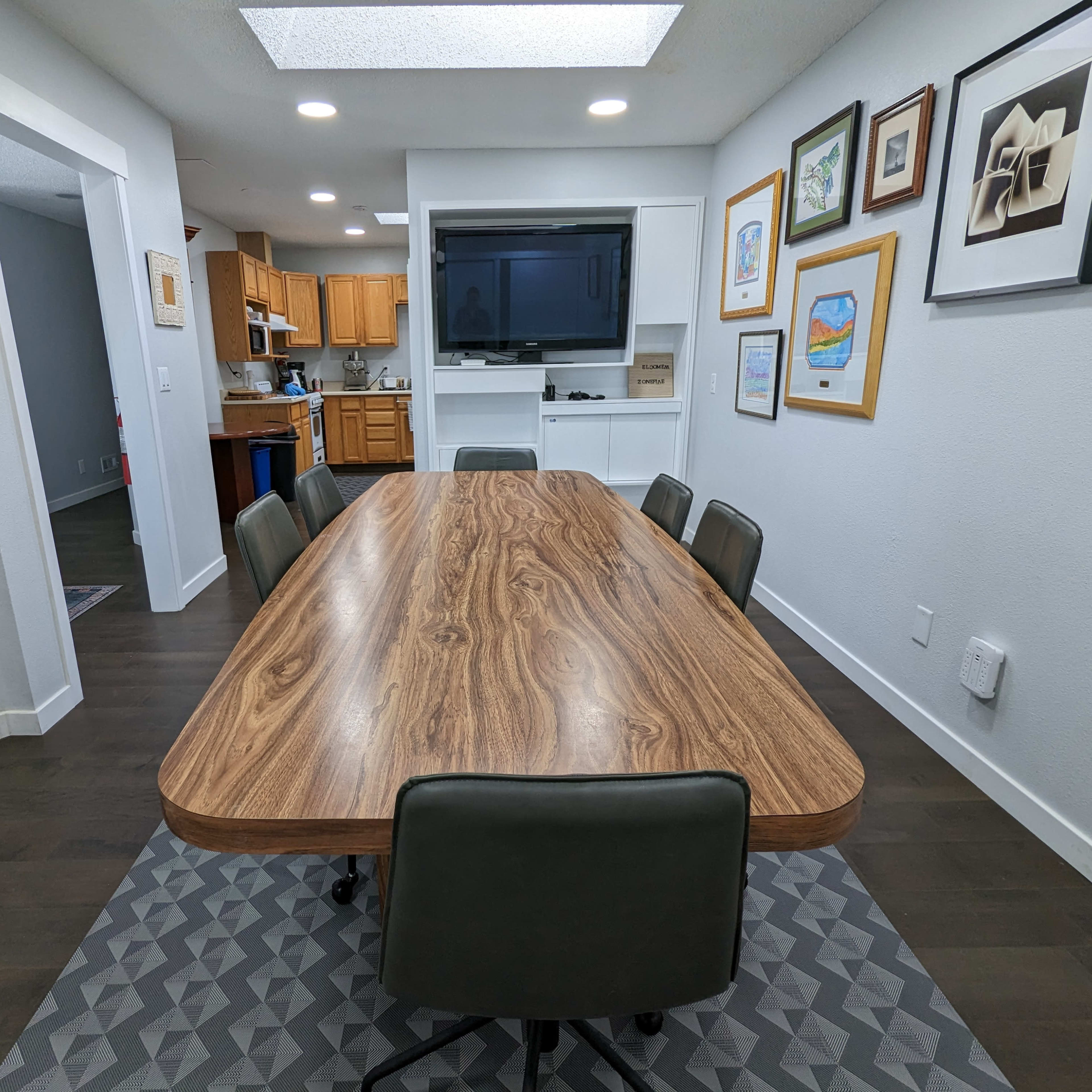 7 Best Conference Rooms for Rent in Colorado Springs, CO | Peerspace