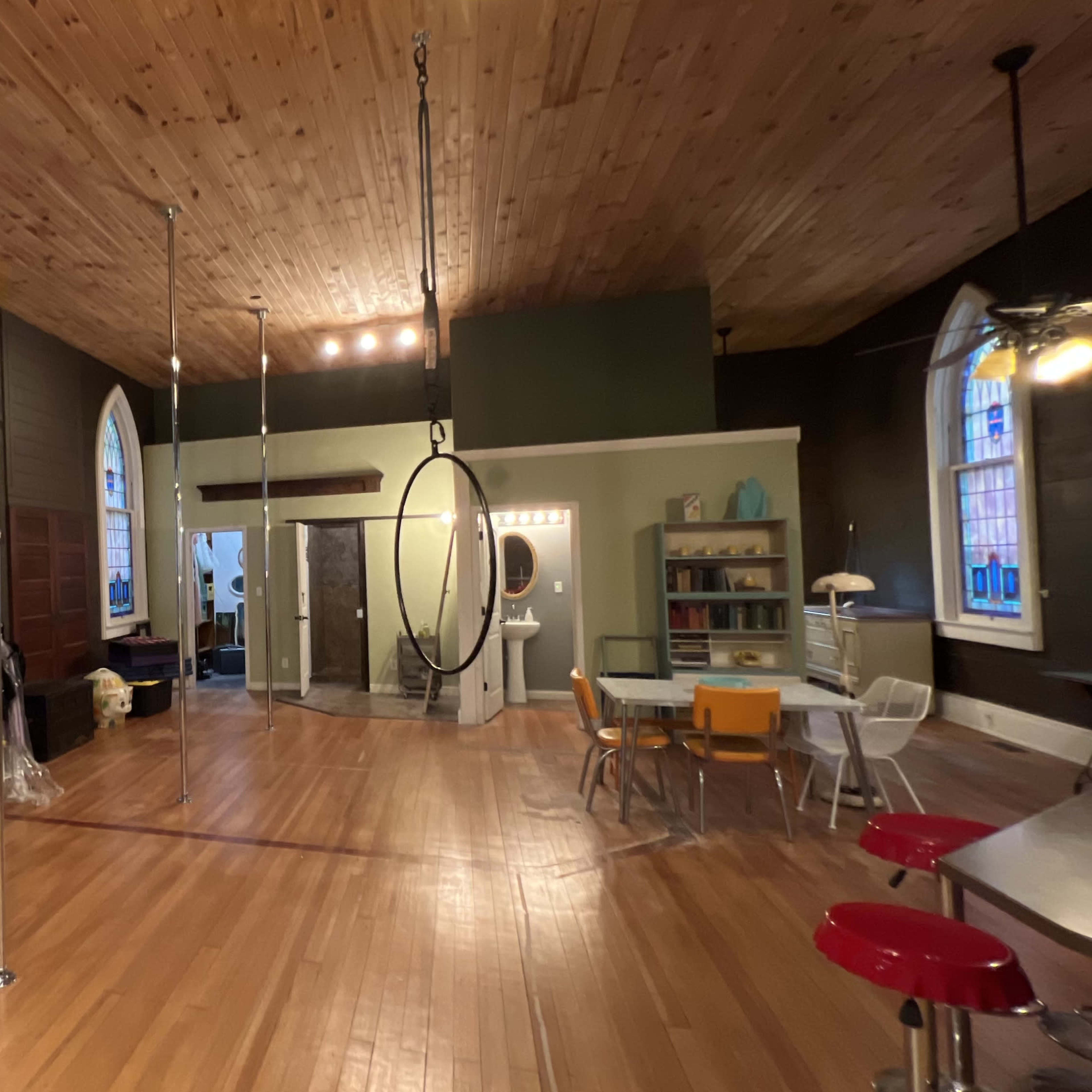 19 Best Performance Spaces Near Me | Peerspace