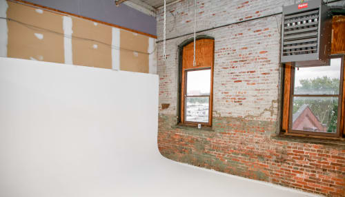 10 Best Unique Barn Venues for Rent Near Me | Peerspace