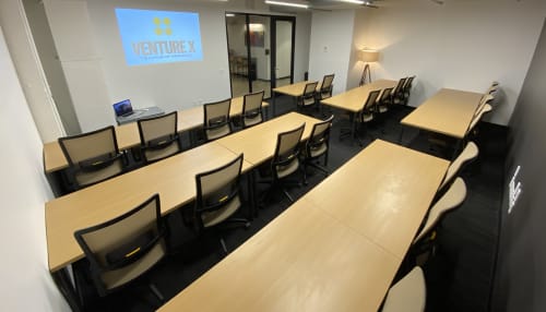 Unique photo studios for rent | Orlando, FL | Peerspace