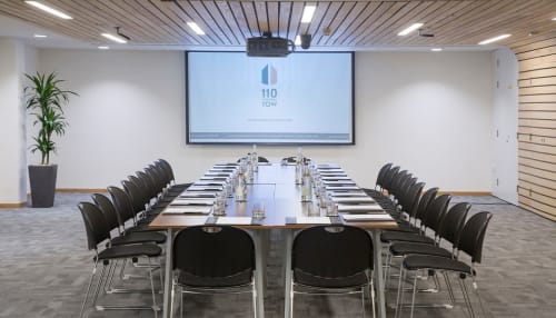 Top 10 Screening Rooms Near You | Peerspace