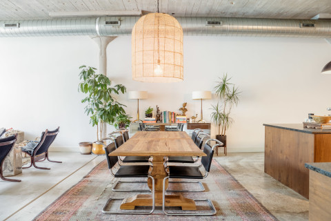 Bright And Sunny Open Loft With Exposed Brick Walls, Chicago, IL | Off ...