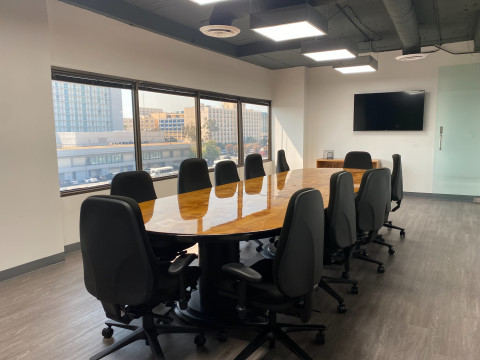 Large Conference Room in 10,000 sf empty Office Space, Los Angeles, CA ...