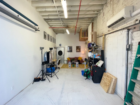 Urban Rustic Studio Space, Bronx, NY | Event | Peerspace