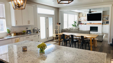 Modern Farm House with Open Concept Floor Plans and Big Front and ...