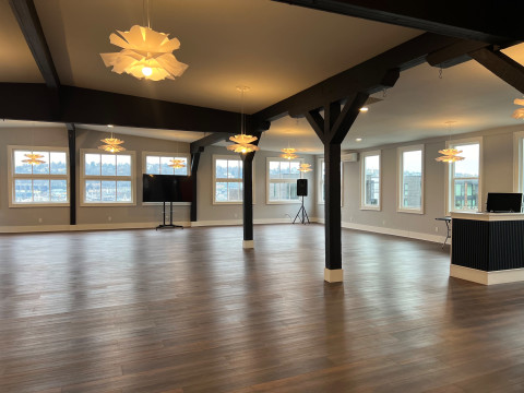 Newly Renovated Venue with Lake Union View, Seattle, WA | Off-Site ...