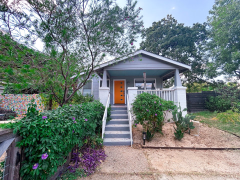 The Vibe Yard | East Side House with Backyard for Hosting, Austin, TX ...