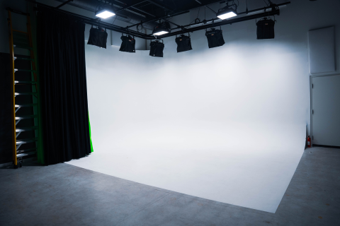 White box studio with 20' Cyc Wall and Client Lounge, Philadelphia, PA ...