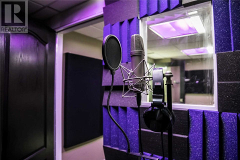 Downtown Music Recording Studio, Toronto | Production | Peerspace