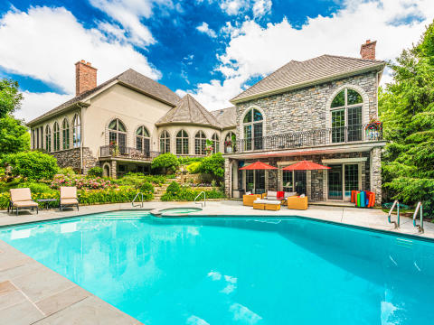 Beautiful Italian Mansion on 7 Acres Chicago Suburb, Barrington, IL ...