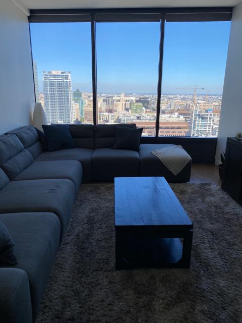 Downtown L.A High rise Apartment with Magnificent distant Views, Los ...