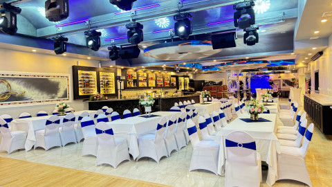 Chicago Elegant New Banquet Hall with top notch sound and light system ...