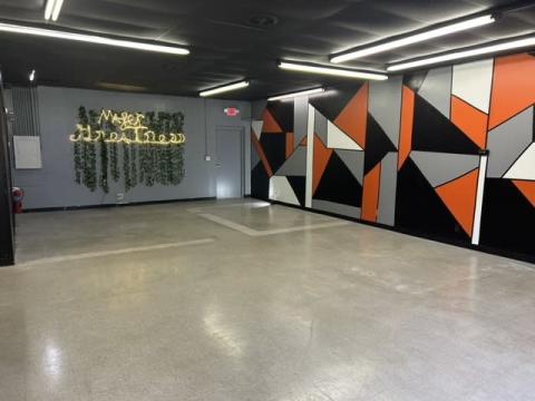 Flexible Creative & Event Space with stylish removable decor ...
