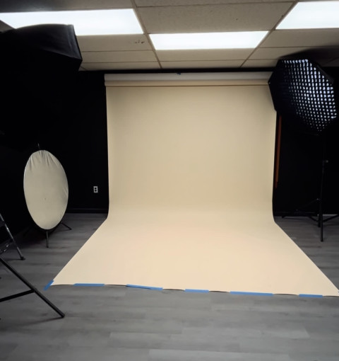 The Photo Lab At 6500 Studios, Pennsauken, NJ | Production | Peerspace