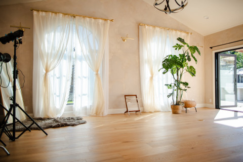 Virlphoto Studio | Bayarea High Ceiling Wabi-sabi Style Studio With ...