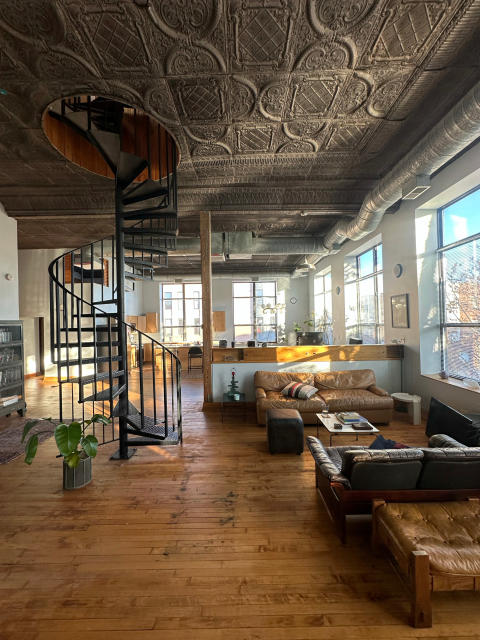 Artist Studio And Custom-built Loft. Large Open Bright Floor Plan ...