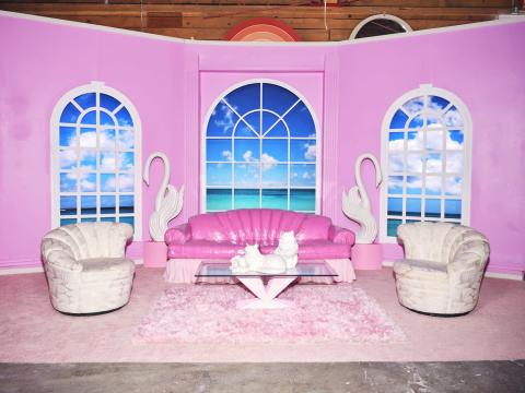80's / 90's Pink Post Modern Living Room Set | Powder Room Studio, Los ...
