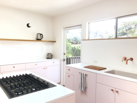 The Blush House: Bright, Immaculate Dreamspace, Los Angeles, CA ...