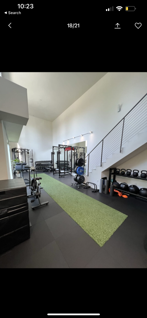 Live/Work Loft Gym LA Valley, North Hollywood, CA | Production | Peerspace