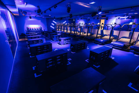 Espace fitness de 150m2 tout équipé dans le 11ème arrondissement de ...