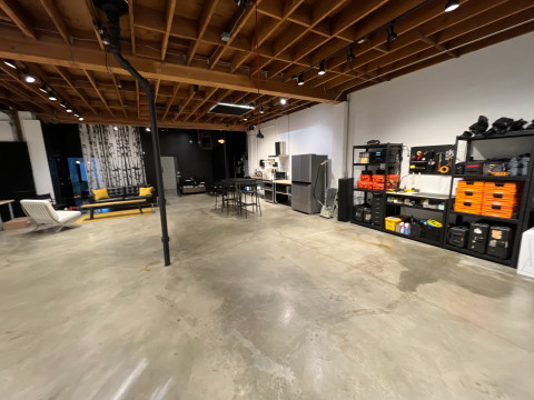 STAGE 9 | Stage 9 is a modern, clean video and photo black box studio ...