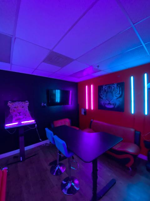 Urban Recording Studio less than 1.5 miles from Las Vegas Strip, Las ...