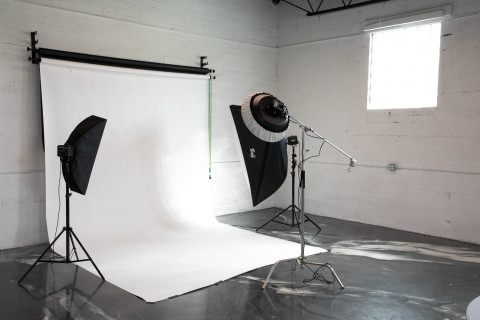 Open Studio Space High Ceilings., bedford heights, OH | Production ...