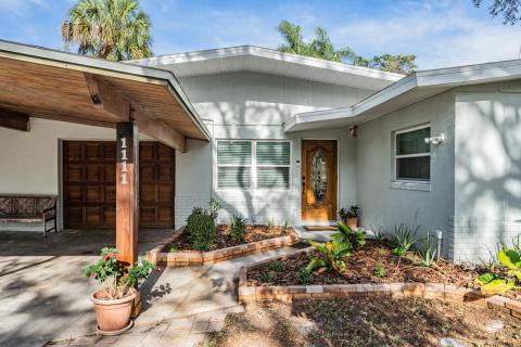 Art Deco Pool House in Private Neighborhood, ST PETERSBURG, FL | Off ...