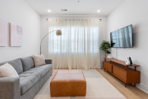 Cozy Modern 2BR Condo in Nashville, Nashville, TN | Production | Peerspace