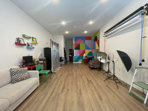 Haifun Studio | Orlando's Colorful Fun Accessible Studio, Orlando, FL ...