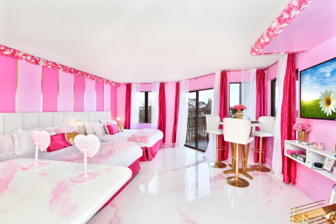 All Pink Condo with nice Terrace, Orlando, FL | Production | Peerspace