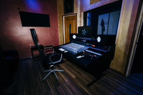 Private Intimate Recording Studio, Brooklyn, NY | Production | Peerspace