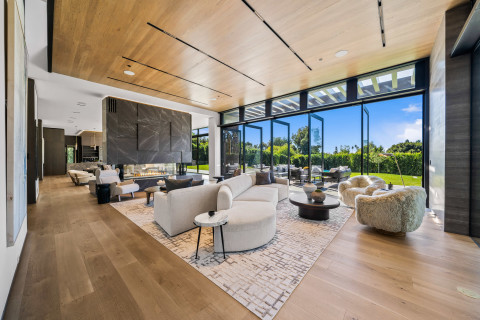 Forza Modern - Suburban High Tech Estate, Los Angeles, CA | Production ...