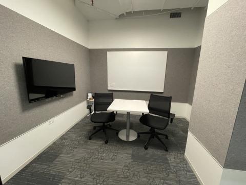 2 Person Meeting Room in the Loop, Chicago, IL | Off-Site | Peerspace