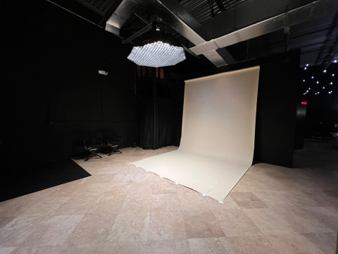 Vision 13 Studio | Centrally Located Blacked Out Video/Photo Studio ...