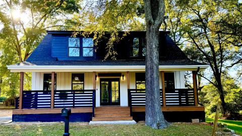 Epic retreat at Mystic Falls | Soho Chic in Hollywood of the South 1 ...