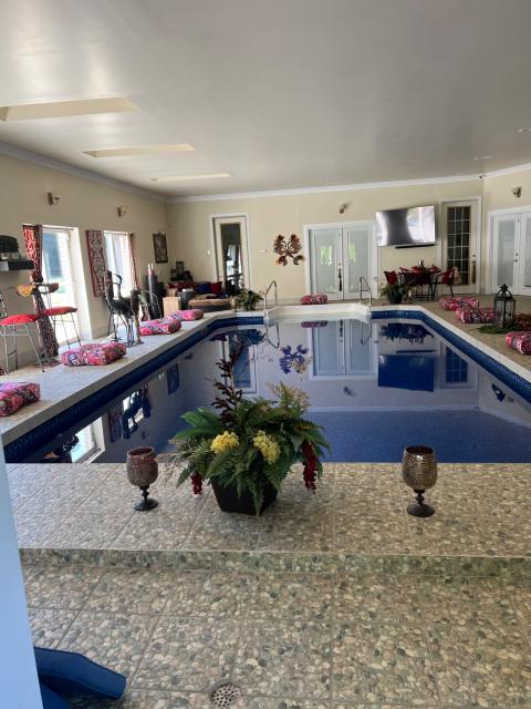 Heated Pool for Events and Photoshoots, Petersburg, VA | Event | Peerspace